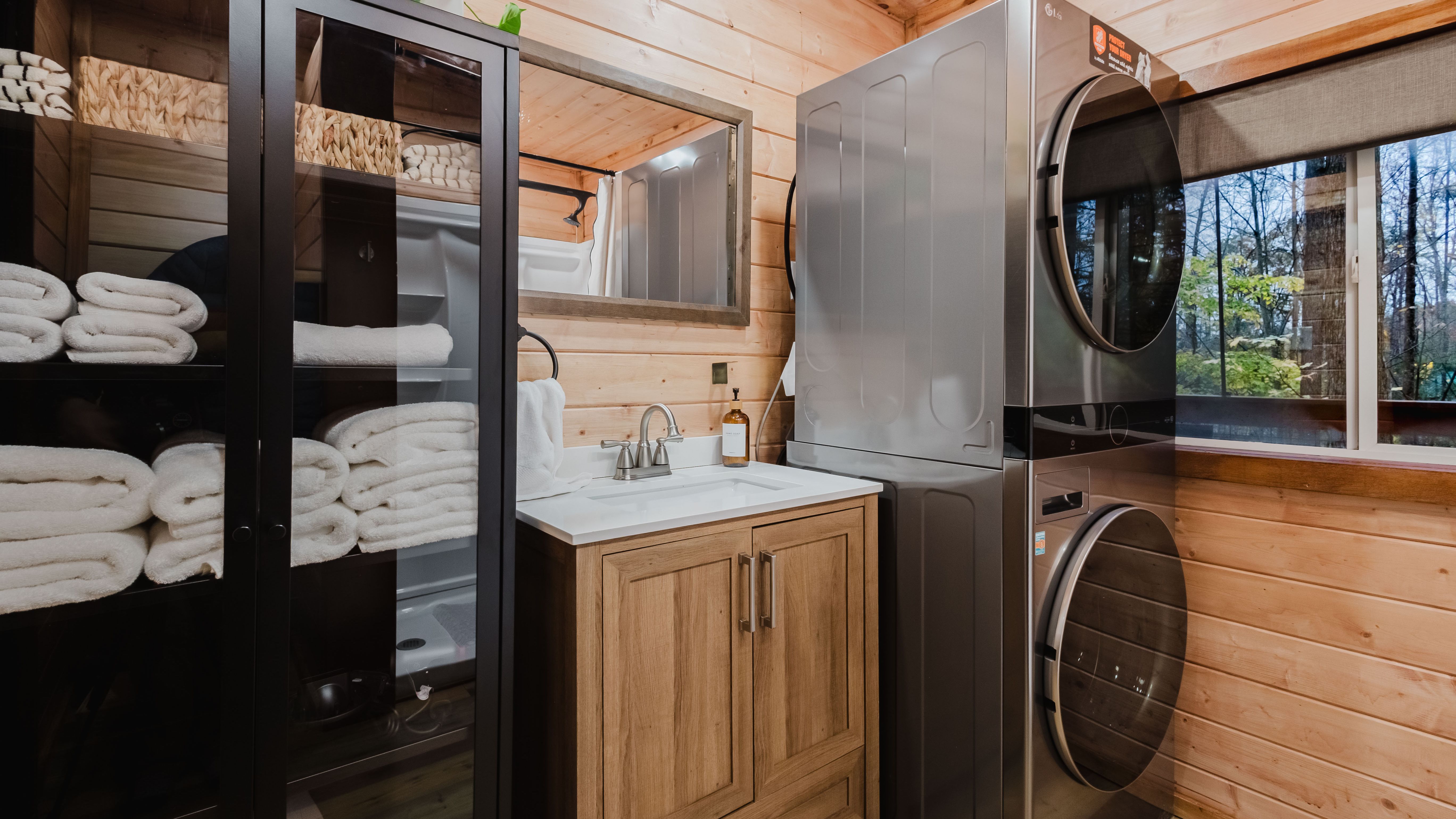 Shop Your Stay - Bathroom | The Red Door Cabin