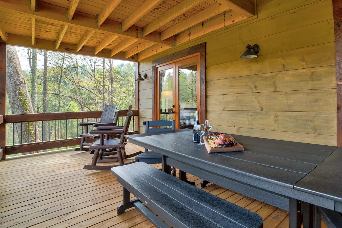 Shop Your Stay - Riverside Deck | River Bear Lodge